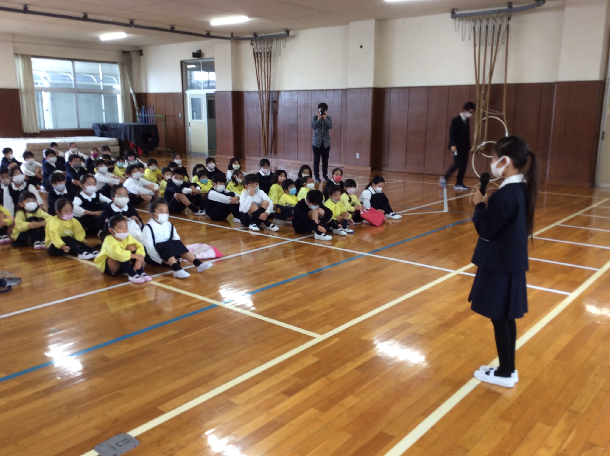 幼小連携行事 小学部4年生との交流会 – 作新学院